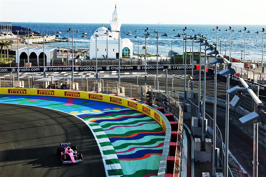 Official Saudi Arabian Grand Prix™ | F1® Garage 3-Days Jeddah | Fri ...